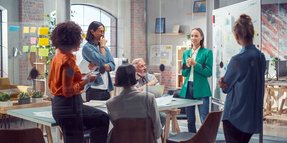 HOA Board vs Management Company: Who Does What? | GM